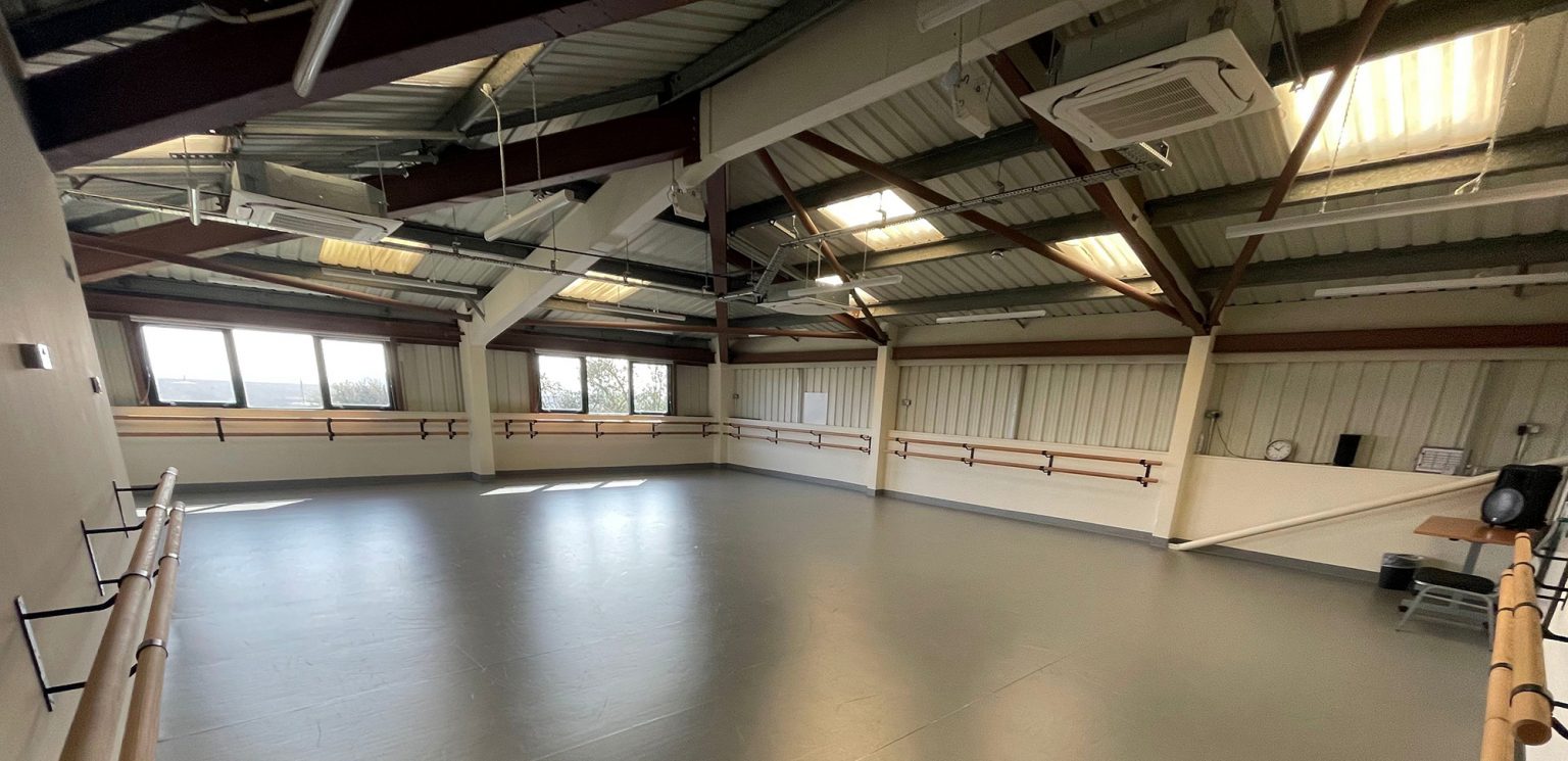 Ballet Brackets & Barres - The Ballet Barre Company